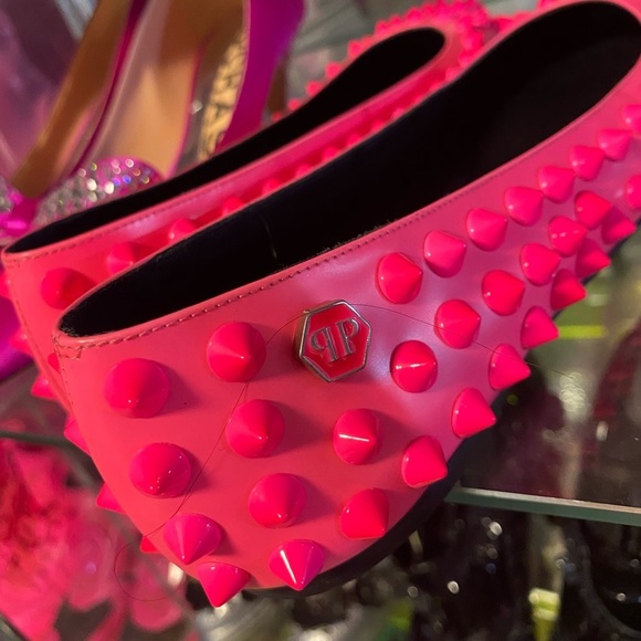 Philipp Plein | Shoes | Philipp Plein Studded Hot Pink Spiked Flats ...